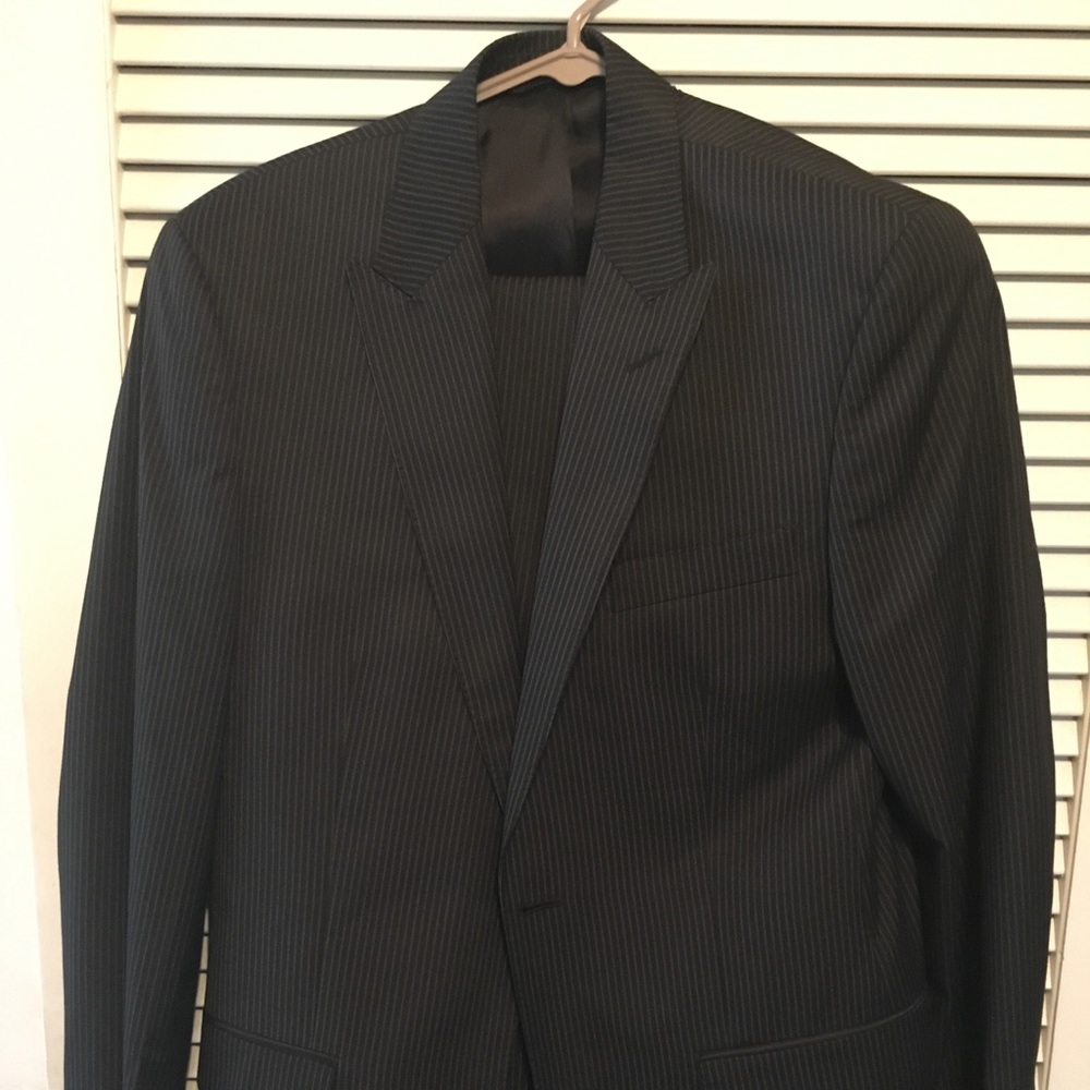 Men’s Sean John Suit - Gem